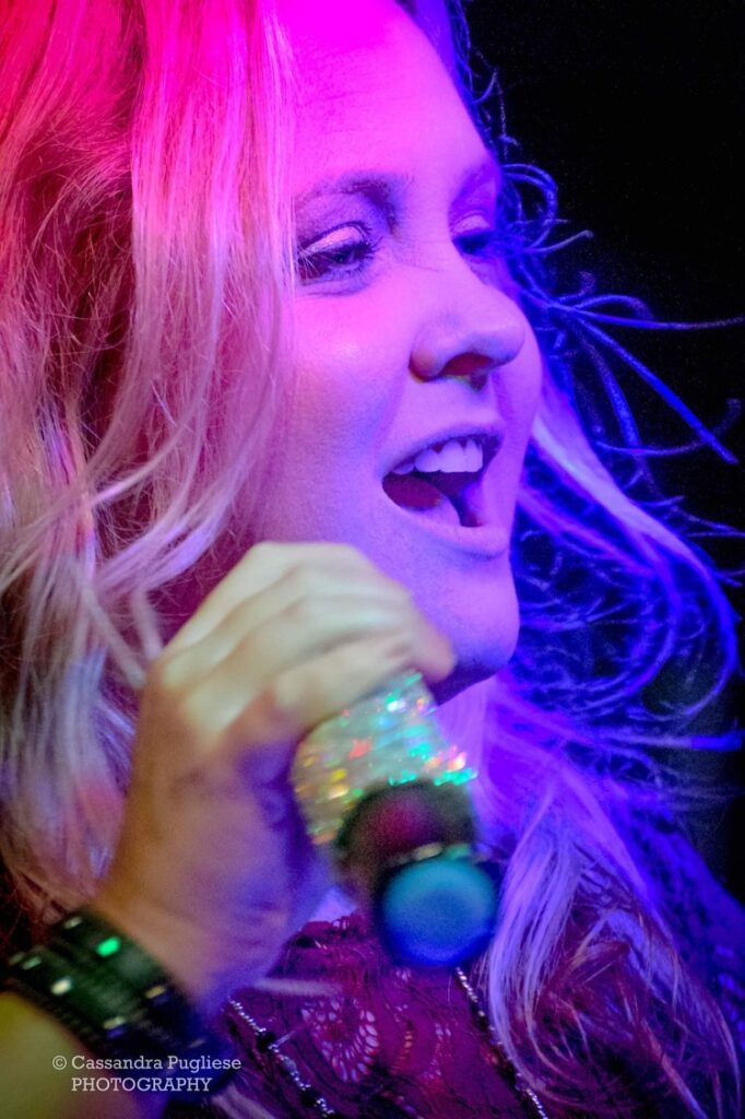 Samantha Russel Band - Food Shack - Little Moir's
